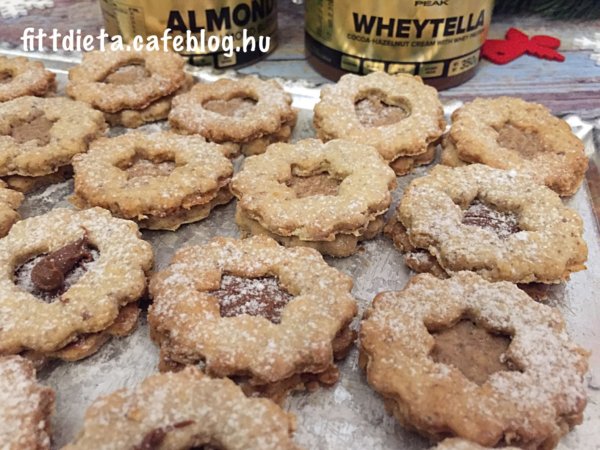 Mandulás lekváros linzer | Fittdiéta