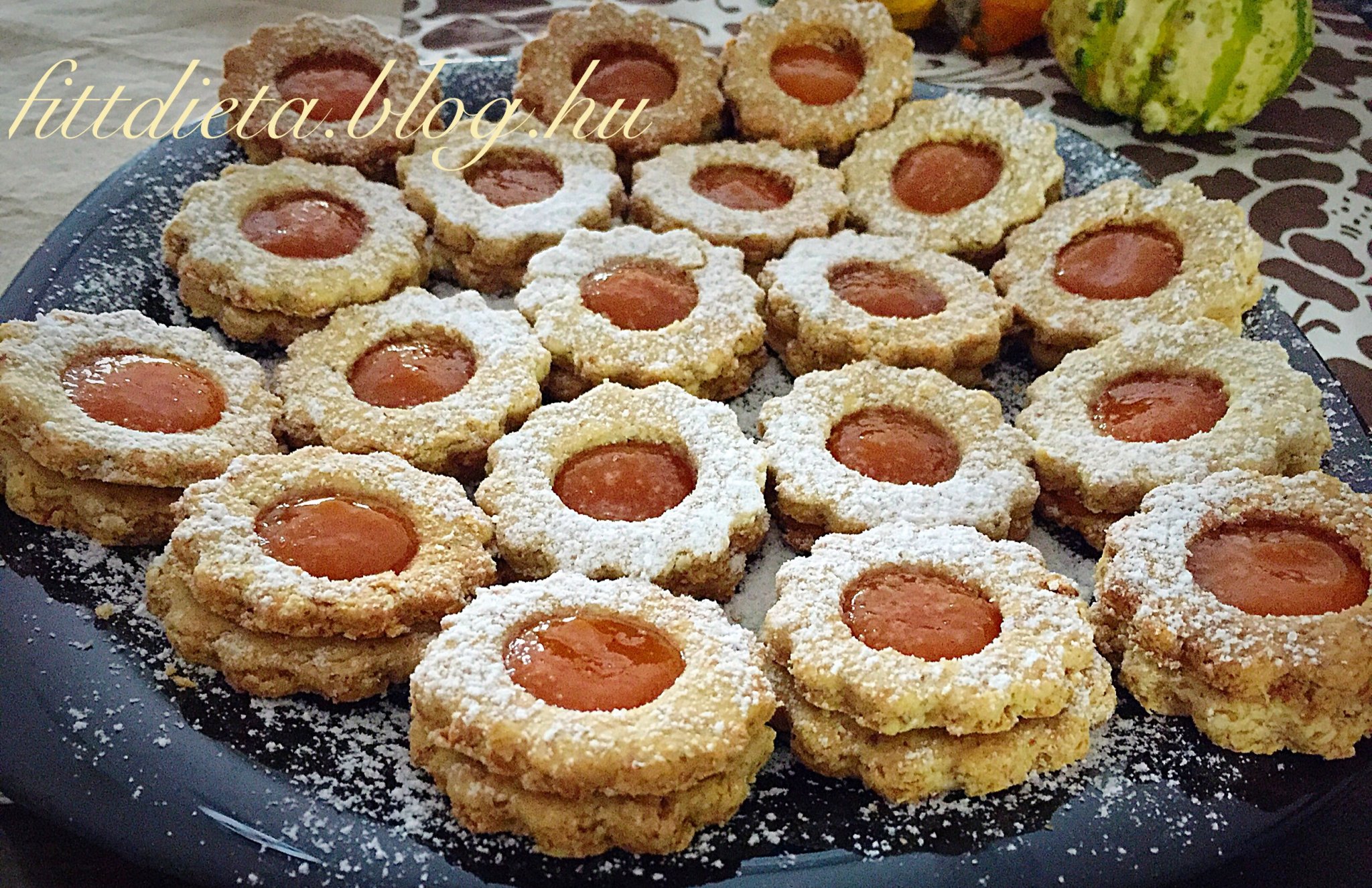 Mandulás lekváros linzer | Fittdiéta